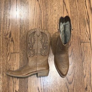 coconuts Shoes | Boots | Poshmark